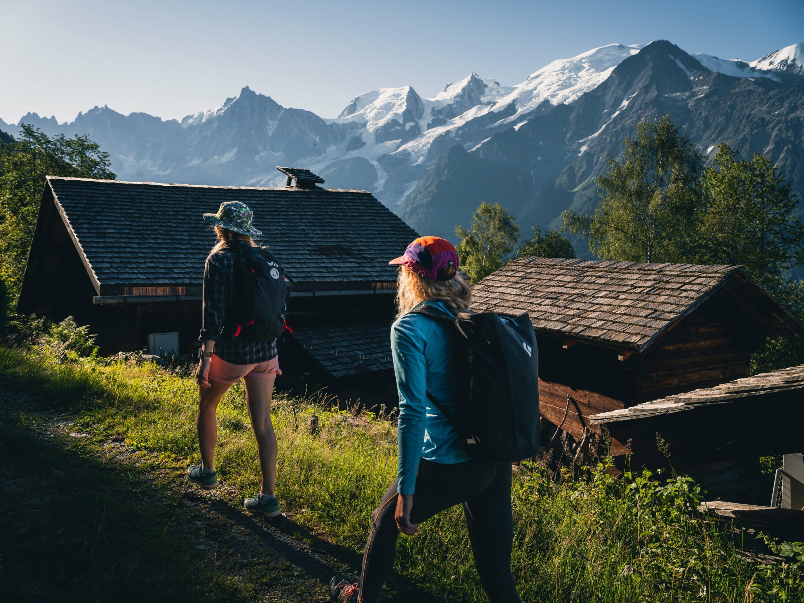 Randonnée en montagne, dans la vallée de Chamonix - Chamonix OorZone